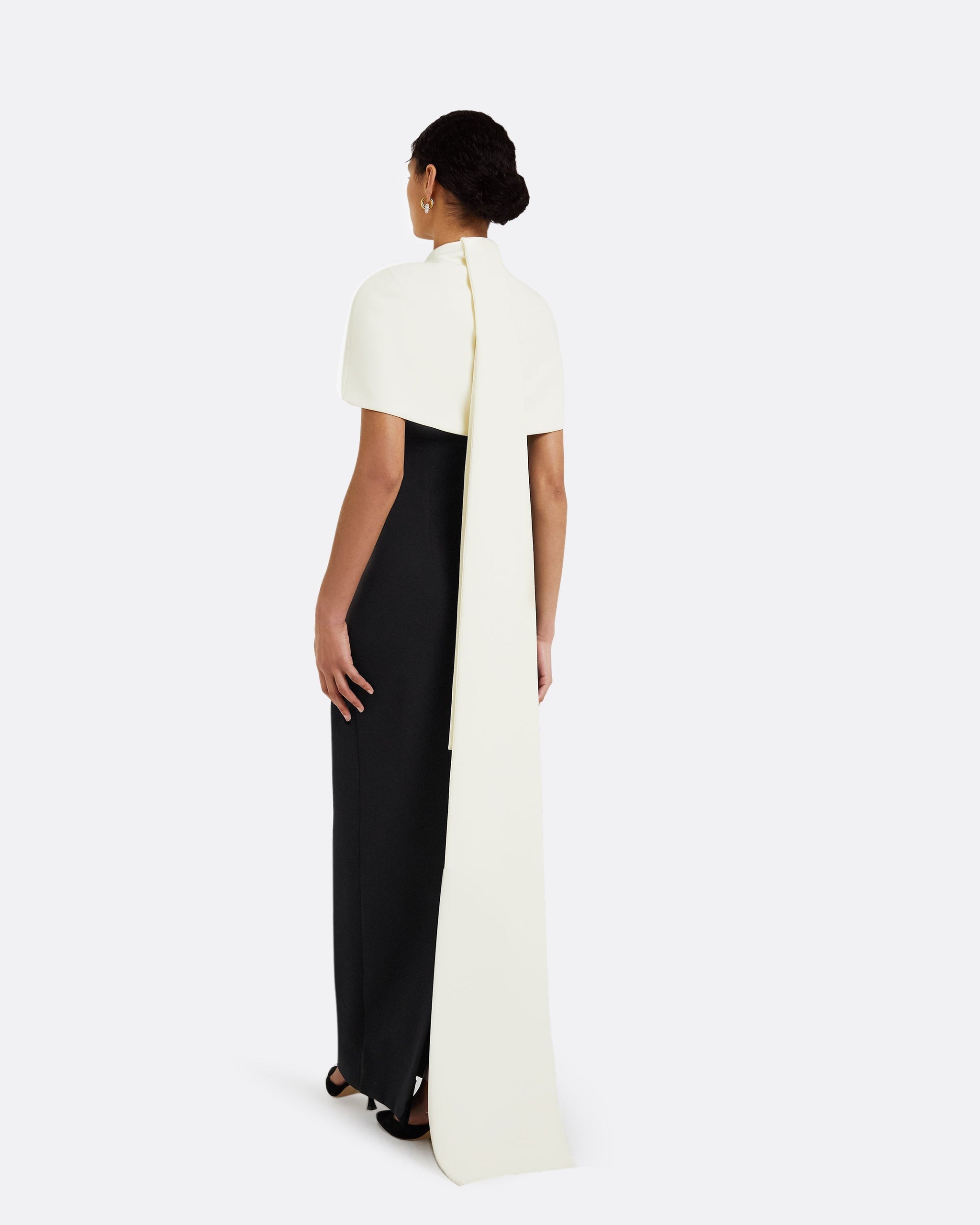 Kalika Monochrome Long Dress – Maison Safiyaa USA