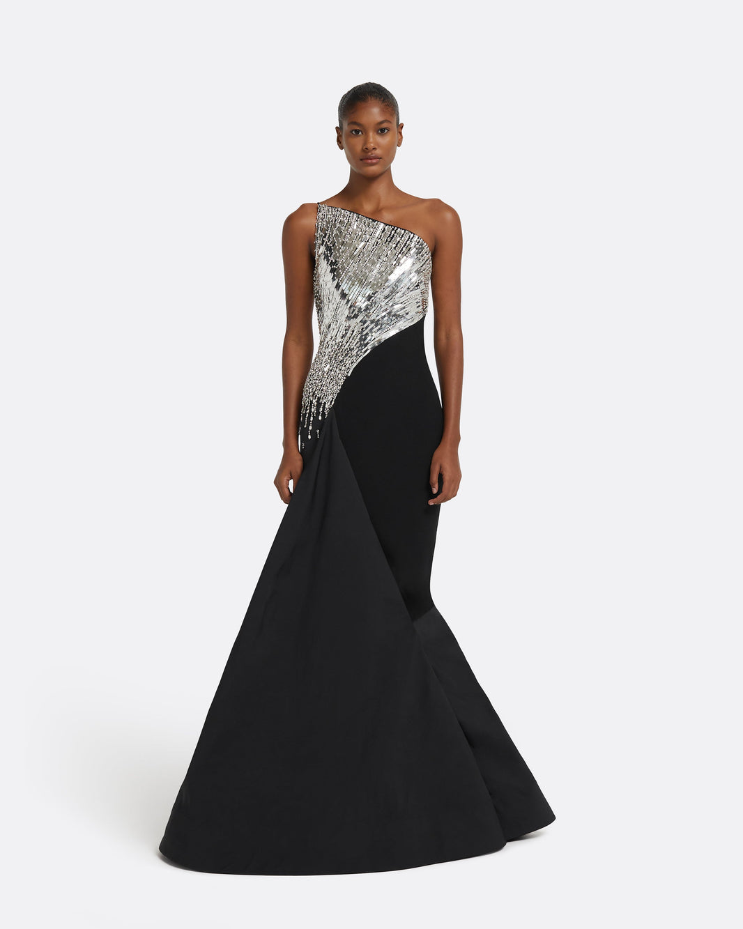 Safiyaa US | Luxury Made-to-Order Dresses & Occasionwear – Maison ...